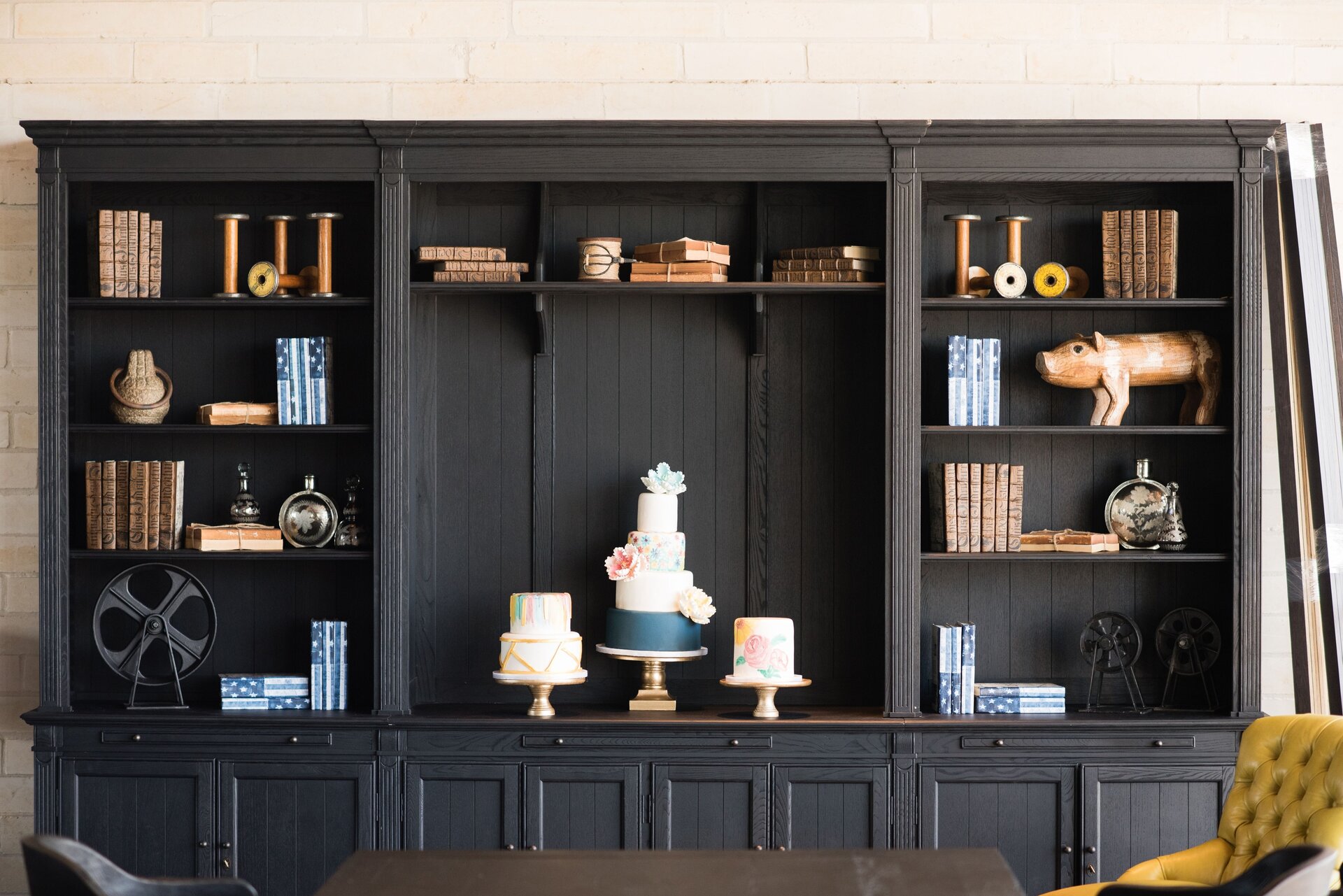 Complimentary Gift Cards | Valencia Hotel Collection